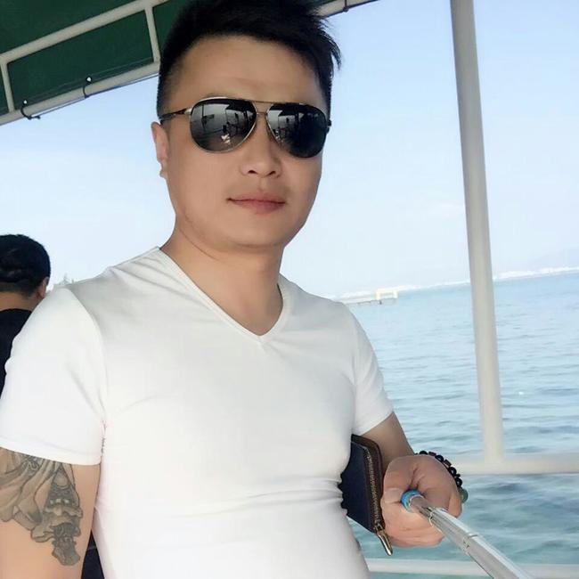 个人生活照男个人生活照片 伤感说说吧